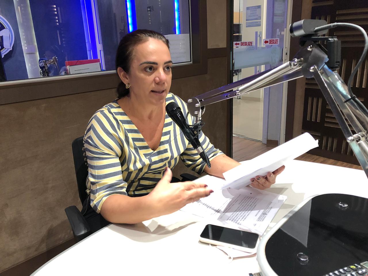 Vereadora Silvana Faccio comenta projeto que prevê multa para quem ...